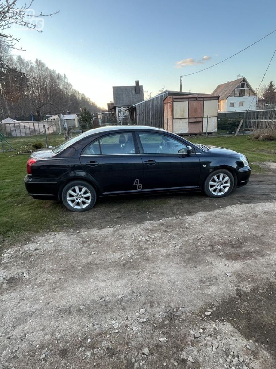 Melns Toyota Avensis 2006 Klaipėda, ar dzinēja tilpumu 2.00 L un nobraukumu 298 tūkst. km par 1200 €, foto 5 vietnē AUTOMOTO.COM.LV