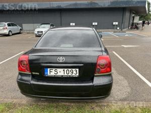 Melns Toyota Avensis 2006 Rīga, ar dzinēja tilpumu 2.00 L un nobraukumu 253 tūkst. km par 2200 €, foto 5 vietnē AUTOMOTO.COM.LV