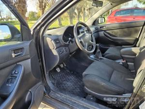 Melns Toyota Avensis 2006 Valmiera, ar dzinēja tilpumu 2.00 L un nobraukumu 198 tūkst. km par 1550 €, foto 14 vietnē AUTOMOTO.COM.LV
