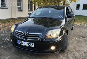 Черный Тойота Авенсис 2006 в Резекне, объемом двигателя 2.20 л и пробегом 314 тыс. км за 1950 €, фото 1 на AUTOMOTO.COM.LV
