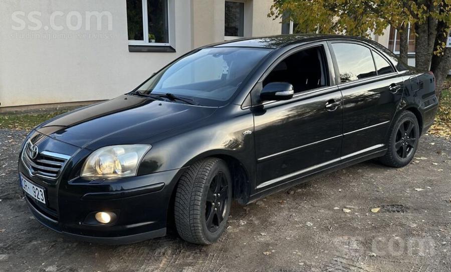 Черный Тойота Авенсис 2006 в Резекне, объемом двигателя 2.20 л и пробегом 314 тыс. км за 1950 €, фото 11 на AUTOMOTO.COM.LV