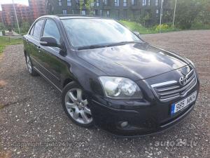 Melns Toyota Avensis 2007 Tallina, ar dzinēja tilpumu 2.40 L un nobraukumu 136 tūkst. km par 5300 €, foto  vietnē AUTOMOTO.COM.LV