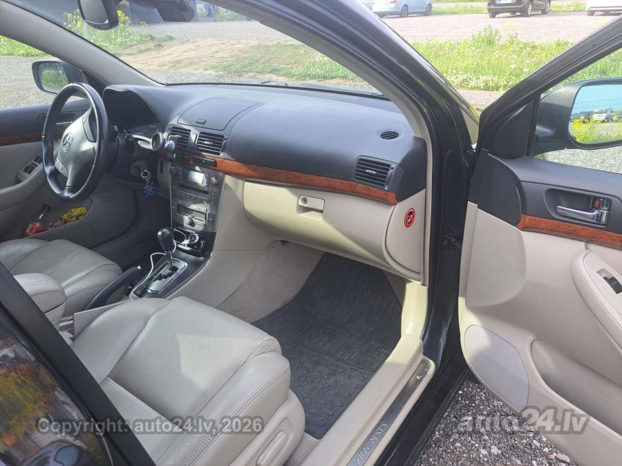 Черный Тойота Авенсис 2007 в Таллин, объемом двигателя 2.40 л и пробегом 136 тыс. км за 5300 €, фото 5 на AUTOMOTO.COM.LV