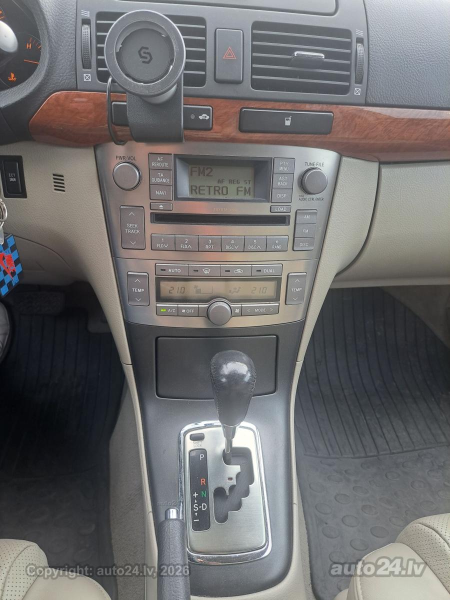 Черный Тойота Авенсис 2007 в Таллин, объемом двигателя 2.40 л и пробегом 136 тыс. км за 5300 €, фото 10 на AUTOMOTO.COM.LV