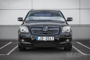 Черный Тойота Авенсис 2007 в Рига, объемом двигателя 2.20 л и пробегом 296 тыс. км за 2490 €, фото 3 на AUTOMOTO.COM.LV
