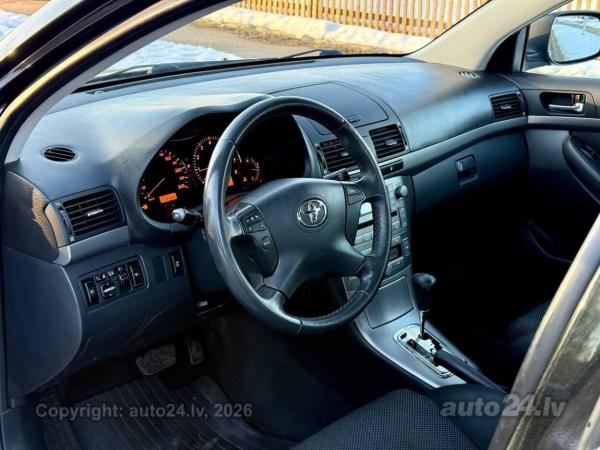 Melns Toyota Avensis 2008 Tallina, ar dzinēja tilpumu 1.80 L un nobraukumu 121 tūkst. km par 3299 €, foto 5 vietnē AUTOMOTO.COM.LV