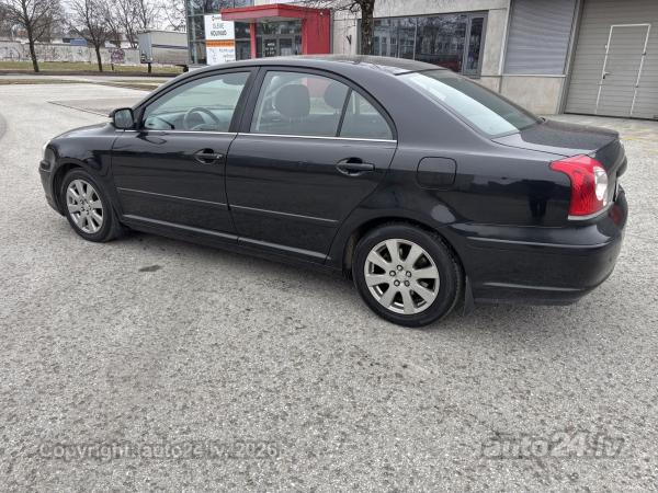 Melns Toyota Avensis 2008 Tallina, ar dzinēja tilpumu 1.80 L un nobraukumu 119 tūkst. km par 5400 €, foto 3 vietnē AUTOMOTO.COM.LV