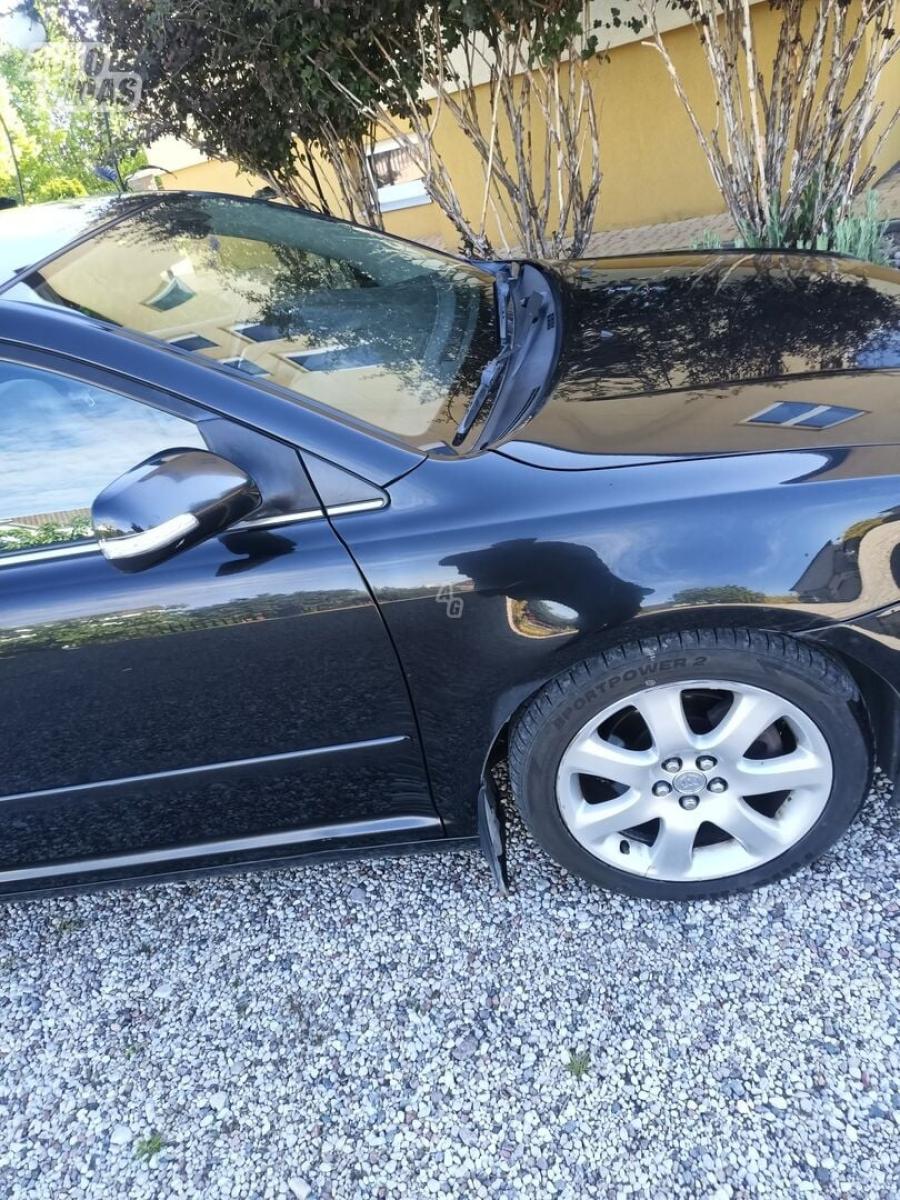 Melns Toyota Avensis 2008 Alīta, ar dzinēja tilpumu 2.00 L un nobraukumu 253 tūkst. km par 3900 €, foto 13 vietnē AUTOMOTO.COM.LV