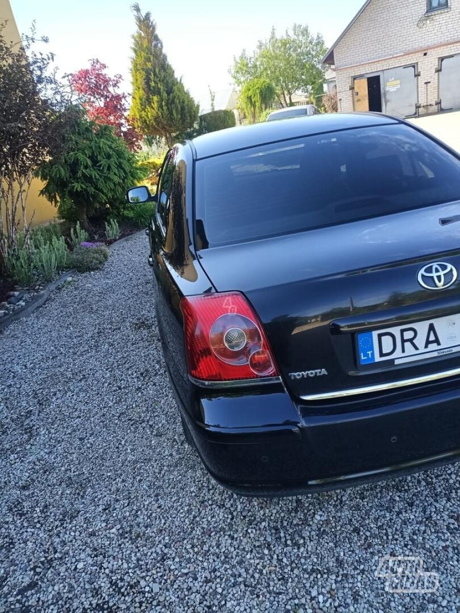 Melns Toyota Avensis 2008 Alīta, ar dzinēja tilpumu 2.00 L un nobraukumu 253 tūkst. km par 3200 €, foto 17 vietnē AUTOMOTO.COM.LV