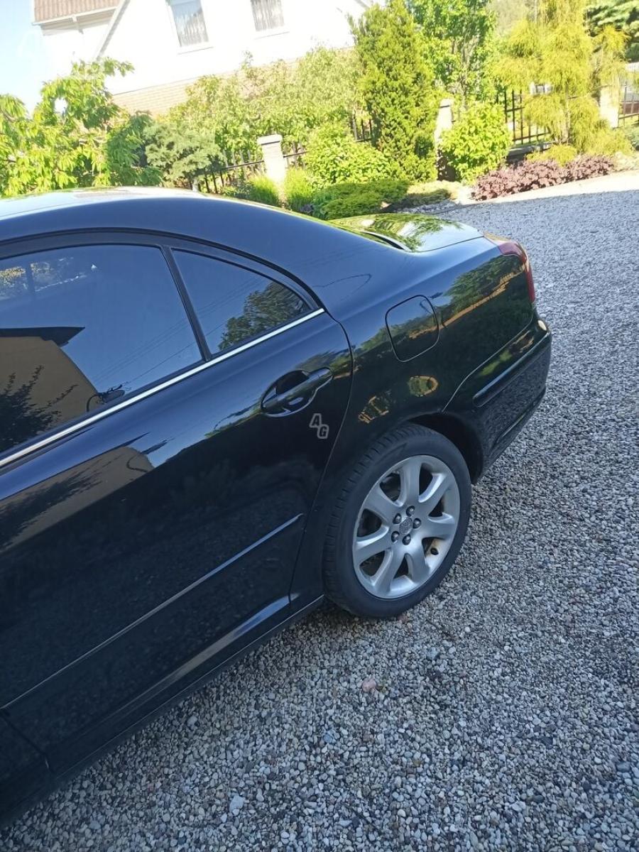 Melns Toyota Avensis 2008 Alīta, ar dzinēja tilpumu 2.00 L un nobraukumu 253 tūkst. km par 3200 €, foto 20 vietnē AUTOMOTO.COM.LV
