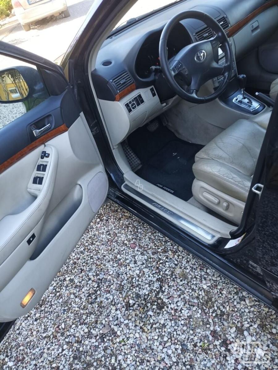 Melns Toyota Avensis 2008 Alīta, ar dzinēja tilpumu 2.00 L un nobraukumu 253 tūkst. km par 3200 €, foto 21 vietnē AUTOMOTO.COM.LV