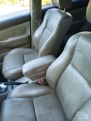 Melns Toyota Avensis 2008 Alīta, ar dzinēja tilpumu 2.00 L un nobraukumu 253 tūkst. km par 3200 €, foto 25 vietnē AUTOMOTO.COM.LV