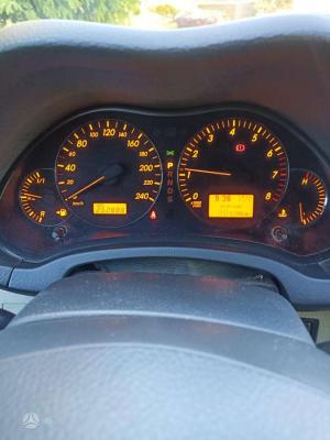 Melns Toyota Avensis 2008 Alīta, ar dzinēja tilpumu 2.00 L un nobraukumu 253 tūkst. km par 2650 €, foto 13 vietnē AUTOMOTO.COM.LV