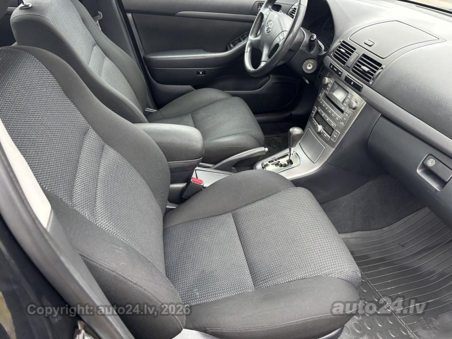 Black Toyota Avensis 2008 in Tallinn, with an engine capacity of 1.80 L and mileage of 119 thousand km for 5400 €, photo 8 on AUTOMOTO.COM.LV