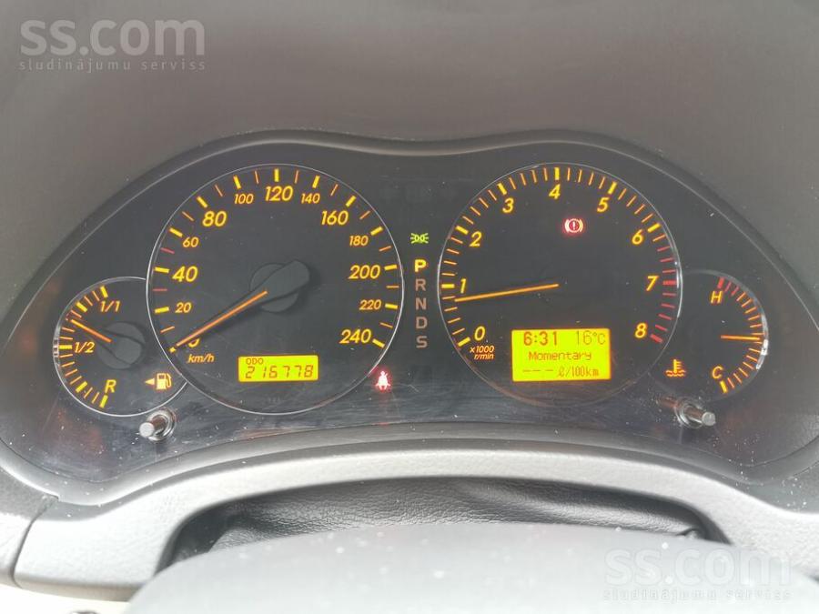 Black Toyota Avensis 2009 in Liepaja, with an engine capacity of 2.40 L and mileage of 240 thousand km for 2700 €, photo 6 on AUTOMOTO.COM.LV