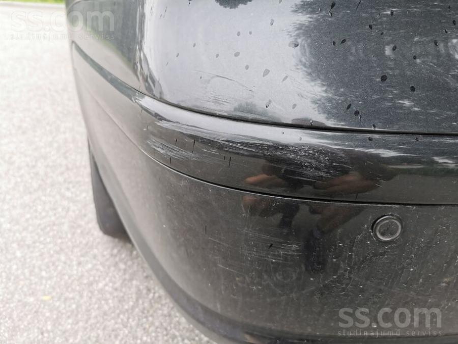 Black Toyota Avensis 2009 in Liepaja, with an engine capacity of 2.40 L and mileage of 240 thousand km for 2700 €, photo 14 on AUTOMOTO.COM.LV