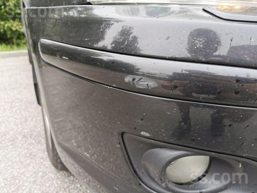 Black Toyota Avensis 2009 in Liepaja, with an engine capacity of 2.40 L and mileage of 240 thousand km for 2700 €, photo 16 on AUTOMOTO.COM.LV