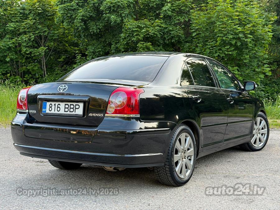 Black Toyota Avensis 2009 in Tallinn, with an engine capacity of 2.00 L and mileage of 97 thousand km for 5995 €, photo 5 on AUTOMOTO.COM.LV