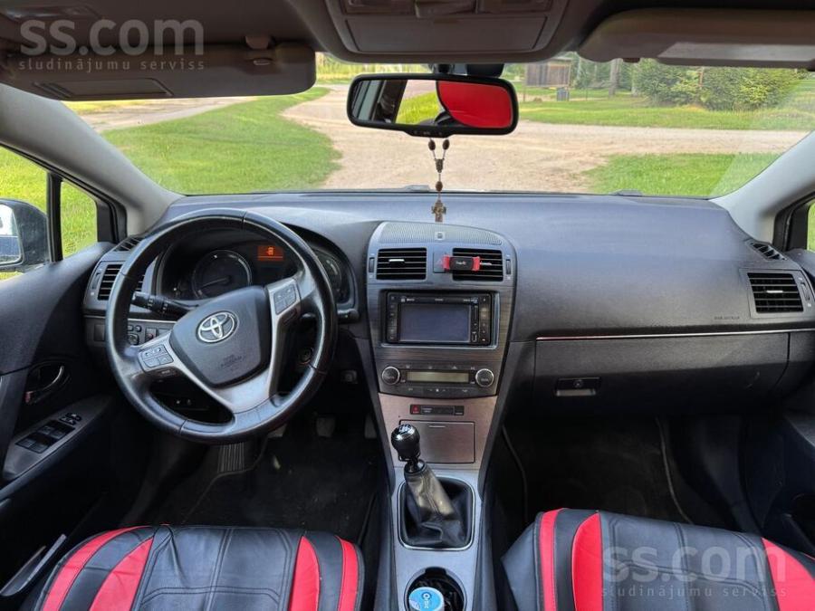 Melns Toyota Avensis 2009 Tukums, ar dzinēja tilpumu 2.00 L un nobraukumu 310 tūkst. km par 2999 €, foto 5 vietnē AUTOMOTO.COM.LV