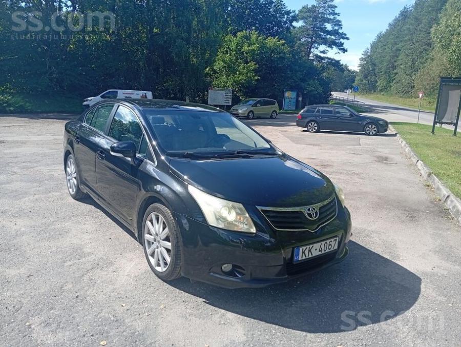 Melns Toyota Avensis 2009 Krāslava, ar dzinēja tilpumu 2.20 L un nobraukumu 371 tūkst. km par 3900 €, foto 3 vietnē AUTOMOTO.COM.LV