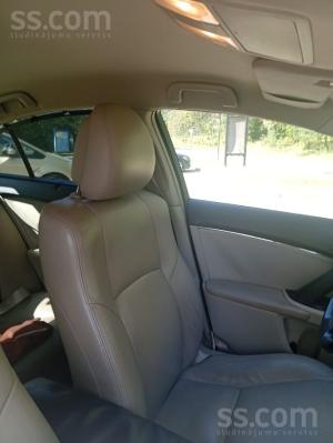 Melns Toyota Avensis 2009 Krāslava, ar dzinēja tilpumu 2.20 L un nobraukumu 371 tūkst. km par 3900 €, foto 4 vietnē AUTOMOTO.COM.LV