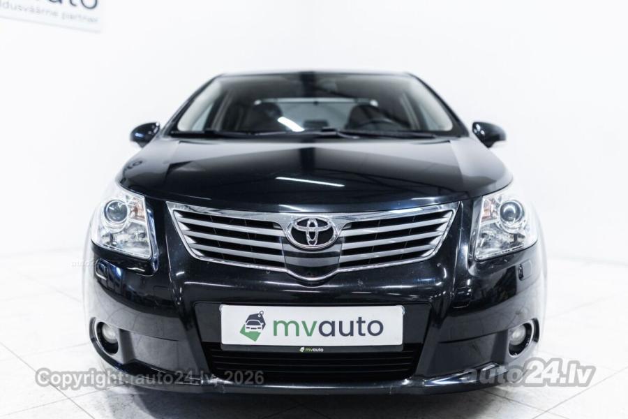 Melns Toyota Avensis 2010 Tallina, ar dzinēja tilpumu 2.20 L un nobraukumu 268 tūkst. km par 6500 €, foto 4 vietnē AUTOMOTO.COM.LV