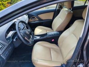Черный Тойота Авенсис 2010 в Таллин, объемом двигателя 1.80 л и пробегом 144 тыс. км за 5500 €, фото 10 на AUTOMOTO.COM.LV