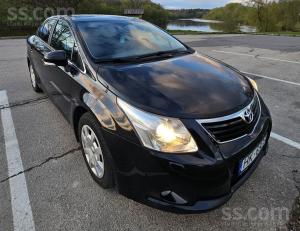 Black Toyota Avensis 2010 in Riga, with an engine capacity of 2.00 L and mileage of 299 thousand km for 3290 €, photo  on AUTOMOTO.COM.LV