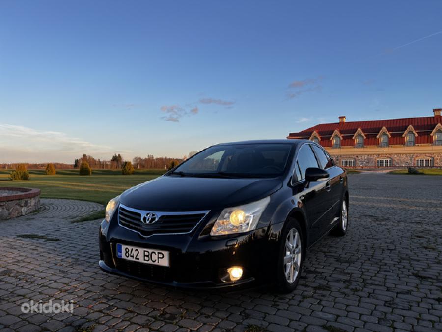 Black Toyota Avensis 2010 in Tallinn, with an engine capacity of 2.20 L and mileage of 189 thousand km for 6500 €, photo 1 on AUTOMOTO.COM.LV