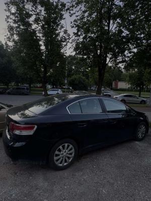 Melns Toyota Avensis 2010 Viļņa, ar dzinēja tilpumu 2.00 L un nobraukumu 366 tūkst. km par 2500 €, foto 3 vietnē AUTOMOTO.COM.LV