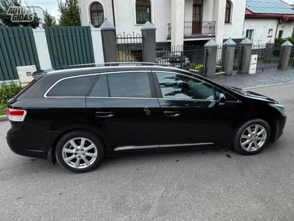 Черный Тойота Авенсис 2010 в Вильнюс, объемом двигателя 2.00 л и пробегом 221 тыс. км за 6500 €, фото 4 на AUTOMOTO.COM.LV