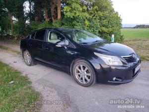 Melns Toyota Avensis 2010 Tallina, ar dzinēja tilpumu 1.80 L un nobraukumu 308 tūkst. km par 4000 €, foto 7 vietnē AUTOMOTO.COM.LV