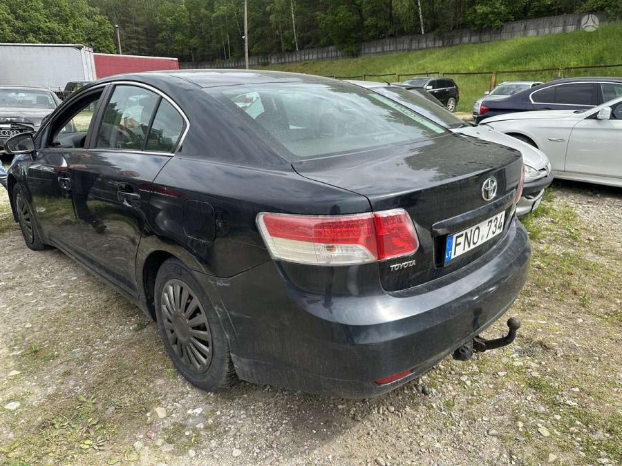 Melns Toyota Avensis 2011 Viļņa, ar dzinēja tilpumu 1.60 L un nobraukumu 455 tūkst. km par 1500 €, foto 5 vietnē AUTOMOTO.COM.LV