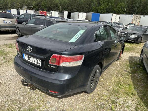 Черный Тойота Авенсис 2011 в Вильнюс, объемом двигателя 1.60 л и пробегом 455 тыс. км за 1500 €, фото 6 на AUTOMOTO.COM.LV