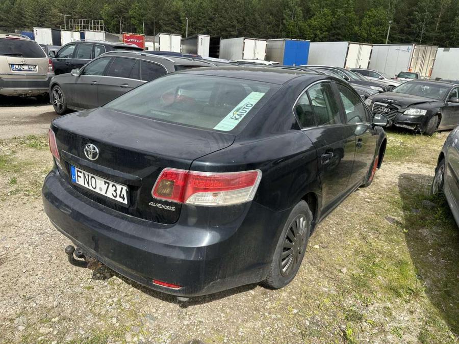 Melns Toyota Avensis 2011 Viļņa, ar dzinēja tilpumu 1.60 L un nobraukumu 455 tūkst. km par 1500 €, foto 7 vietnē AUTOMOTO.COM.LV