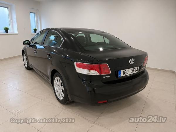 Black Toyota Avensis 2011 in Tartu, with an engine capacity of 1.80 L and mileage of 217 thousand km for 5600 €, photo 6 on AUTOMOTO.COM.LV