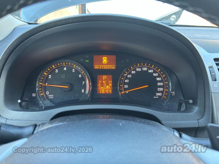 Melns Toyota Avensis 2011 Tartu, ar dzinēja tilpumu 1.80 L un nobraukumu 217 tūkst. km par 5600 €, foto 12 vietnē AUTOMOTO.COM.LV