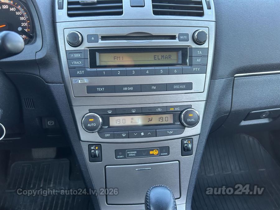 Melns Toyota Avensis 2011 Tartu, ar dzinēja tilpumu 1.80 L un nobraukumu 217 tūkst. km par 5600 €, foto 13 vietnē AUTOMOTO.COM.LV