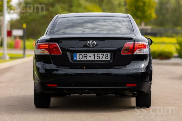Черный Тойота Авенсис 2011 в Рига, объемом двигателя 2.00 л и пробегом 210 тыс. км за 4590 €, фото 5 на AUTOMOTO.COM.LV