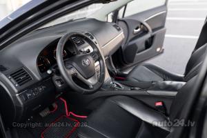 Черный Тойота Авенсис 2011 в Таллин, объемом двигателя 2.20 л и пробегом 205 тыс. км за 5999 €, фото 10 на AUTOMOTO.COM.LV