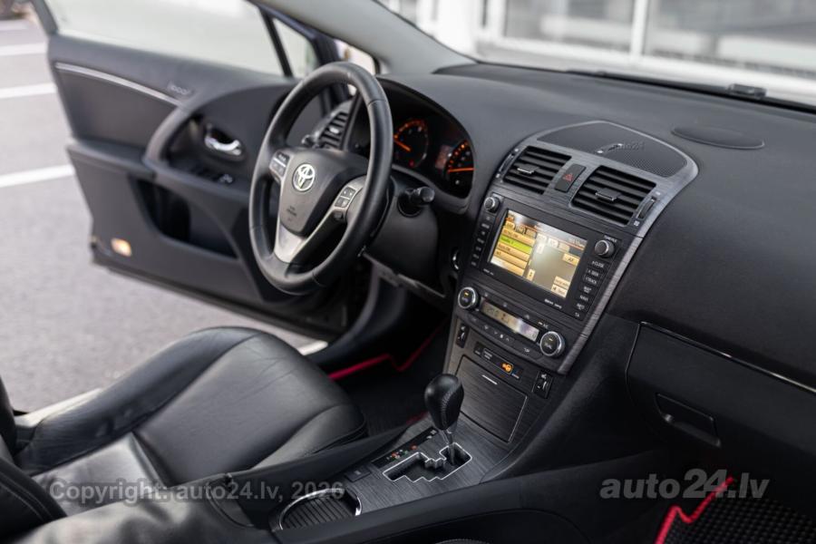 Черный Тойота Авенсис 2011 в Таллин, объемом двигателя 2.20 л и пробегом 205 тыс. км за 5999 €, фото 14 на AUTOMOTO.COM.LV