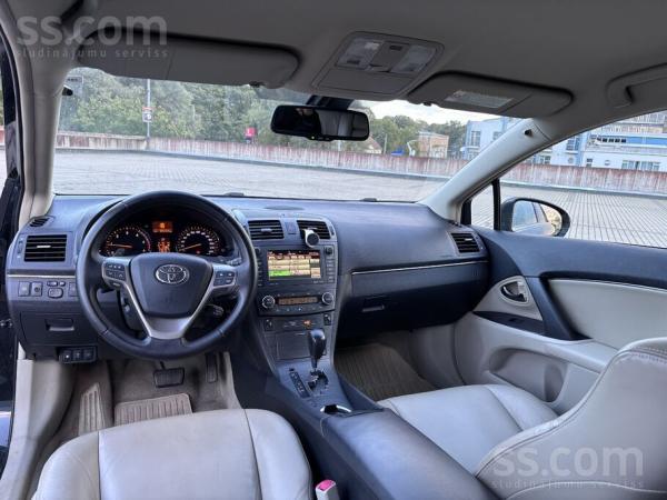 Melns Toyota Avensis 2011 Rīga, ar dzinēja tilpumu 2.20 L un nobraukumu 88 tūkst. km par 6800 €, foto 8 vietnē AUTOMOTO.COM.LV
