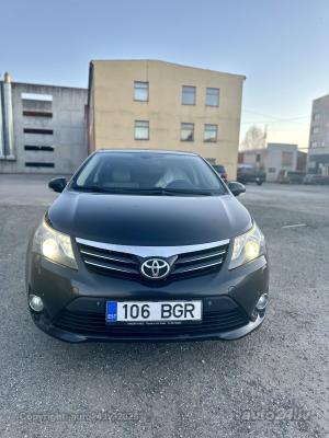 Black Toyota Avensis 2012 in Tallinn, with an engine capacity of 1.80 L and mileage of 278 thousand km for 6499 €, photo 3 on AUTOMOTO.COM.LV