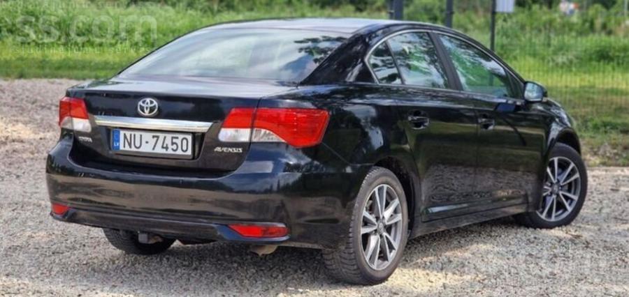 Черный Тойота Авенсис 2012 в Елгава, объемом двигателя 2.00 л и пробегом 231 тыс. км за 5800 €, фото 6 на AUTOMOTO.COM.LV