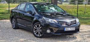 Black Toyota Avensis 2012 in Jelgava, with an engine capacity of 2.00 L and mileage of 232 thousand km for 5490 €, photo  on AUTOMOTO.COM.LV