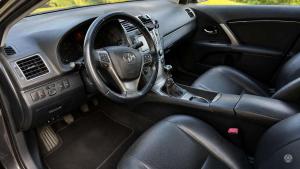 Melns Toyota Avensis 2012 Šauļi, ar dzinēja tilpumu 2.23 L un nobraukumu 393 tūkst. km par 5600 €, foto 5 vietnē AUTOMOTO.COM.LV