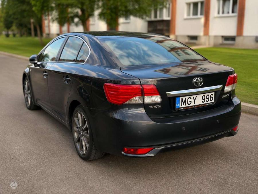 Melns Toyota Avensis 2012 Šauļi, ar dzinēja tilpumu 2.23 L un nobraukumu 393 tūkst. km par 5600 €, foto 6 vietnē AUTOMOTO.COM.LV