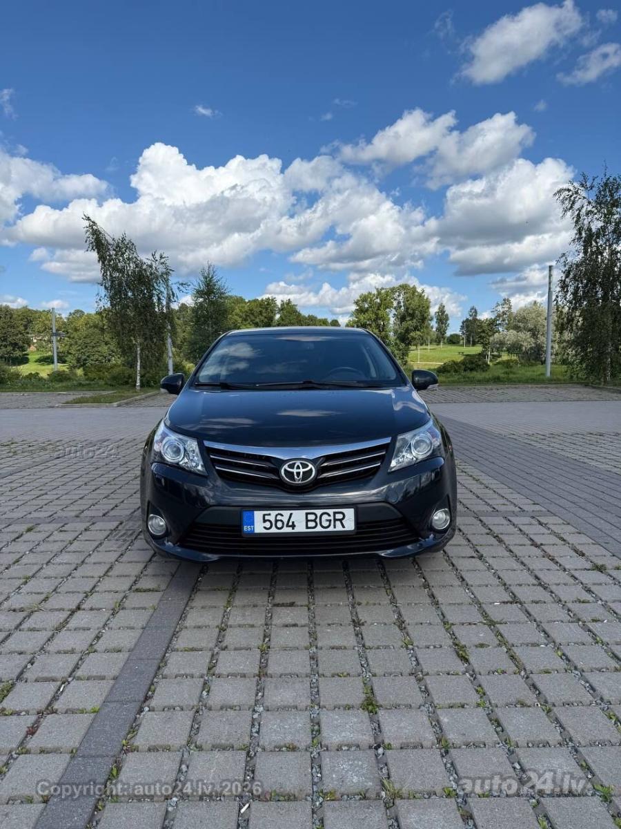 Melns Toyota Avensis 2012 Tartu, ar dzinēja tilpumu 2.00 L un nobraukumu 236 tūkst. km par 7000 €, foto 1 vietnē AUTOMOTO.COM.LV