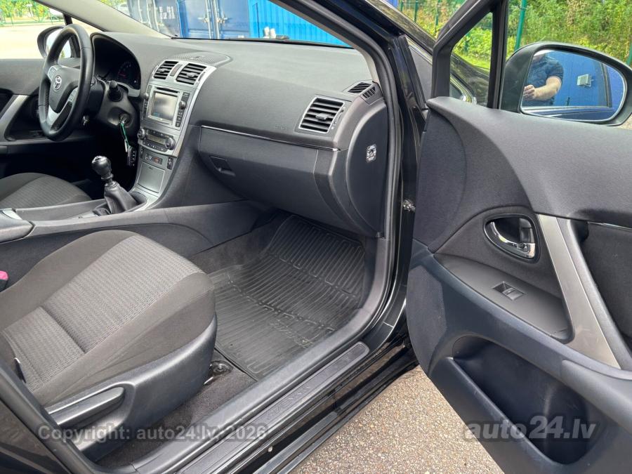 Melns Toyota Avensis 2012 Paide, ar dzinēja tilpumu 1.80 L un nobraukumu 217 tūkst. km par 6390 €, foto 10 vietnē AUTOMOTO.COM.LV