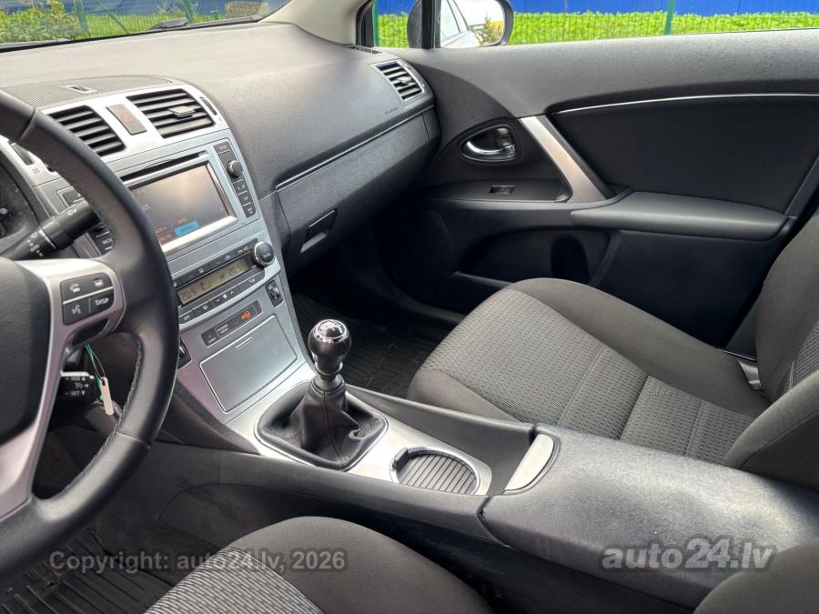 Melns Toyota Avensis 2012 Paide, ar dzinēja tilpumu 1.80 L un nobraukumu 217 tūkst. km par 6390 €, foto 13 vietnē AUTOMOTO.COM.LV